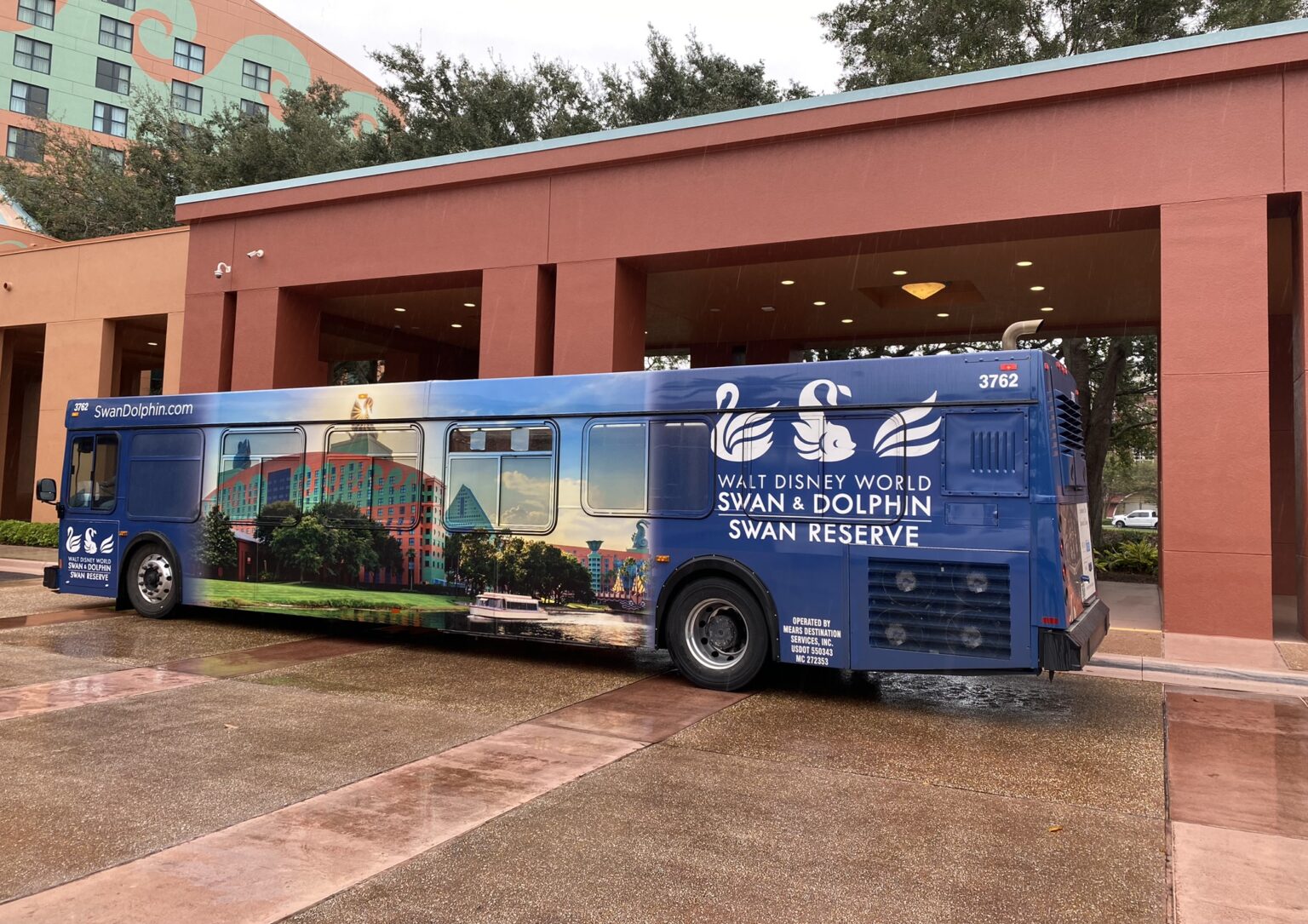 6 Ways To Go From the Swan Resort to Epcot (2025) - Resort Rat