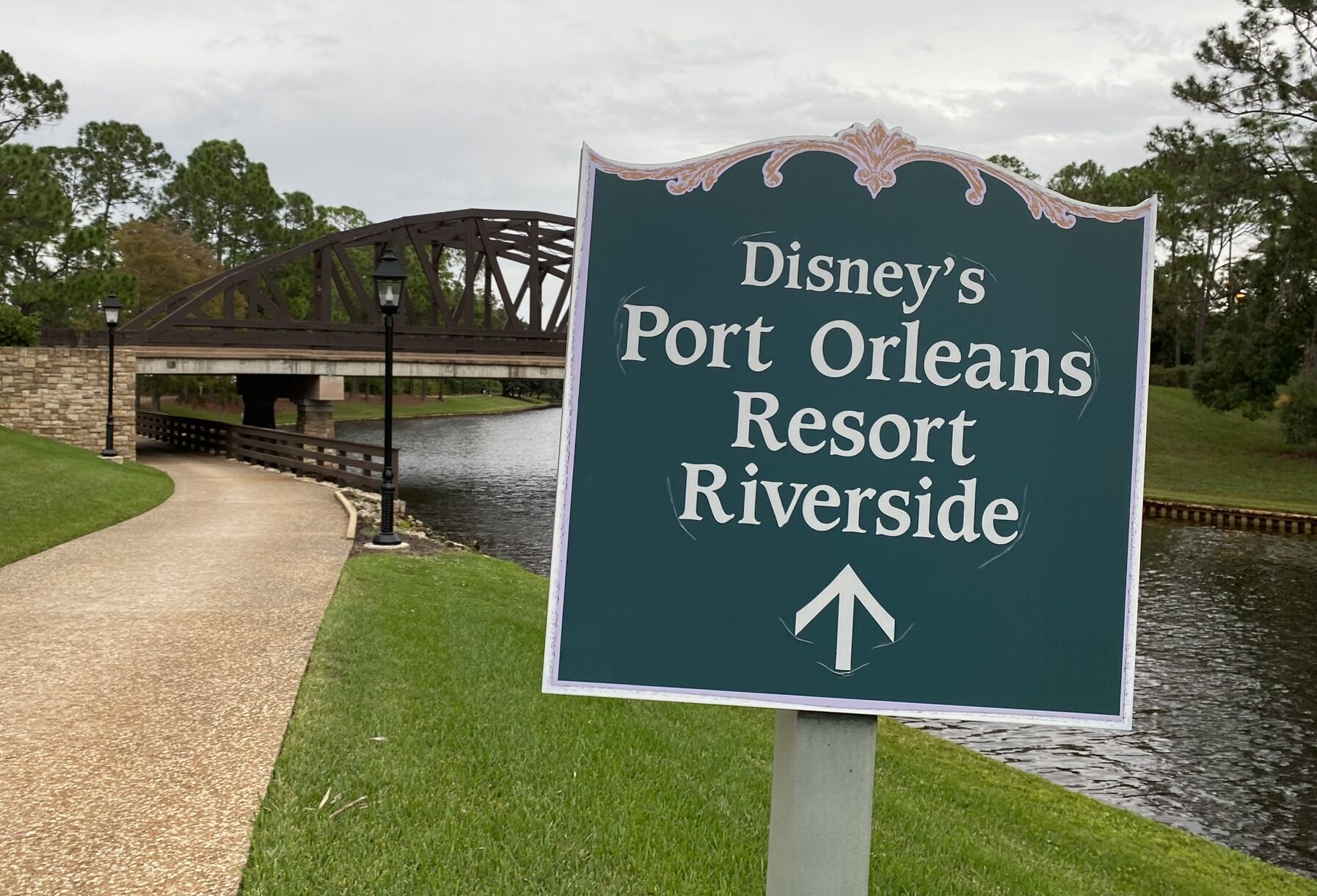 6 Transportation Options at Disney's Riverside Resort (2025) - Resort Rat